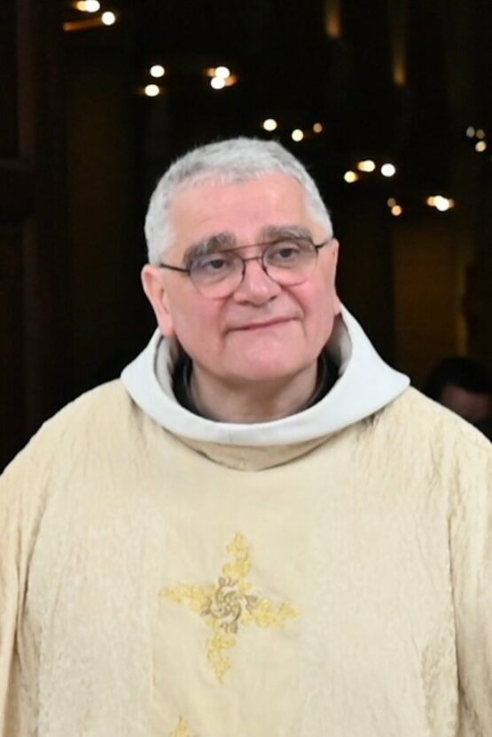 Prêtres, diacres et séminaristes de notre paroisse – Saint-Pierre de ...